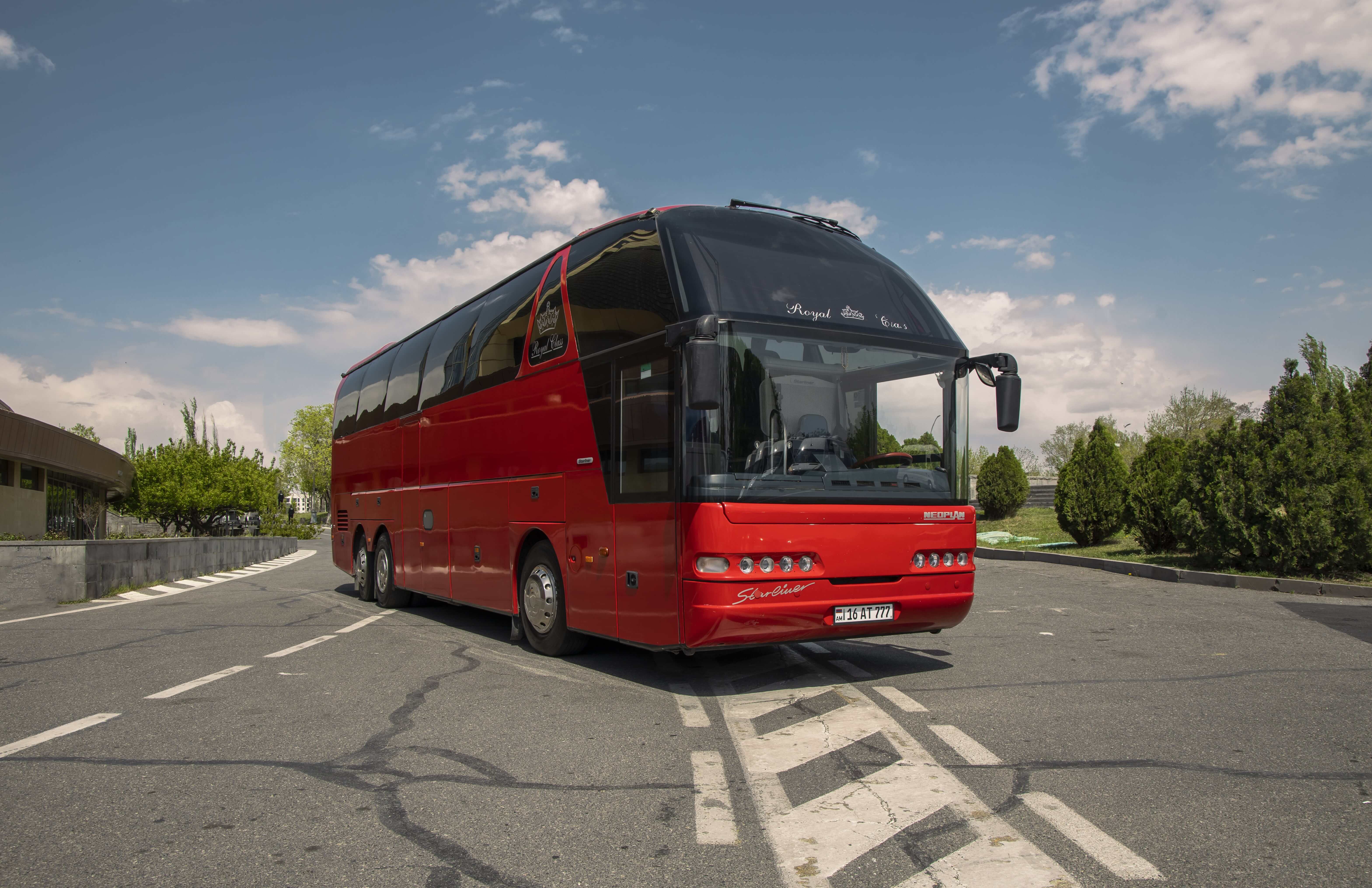 Bus Service | Bus Rental, Minibus and Minivan Services | Home